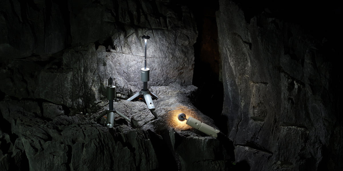 OUTASK Portable Work Light Telescopic Lantern | Rechargeable Light